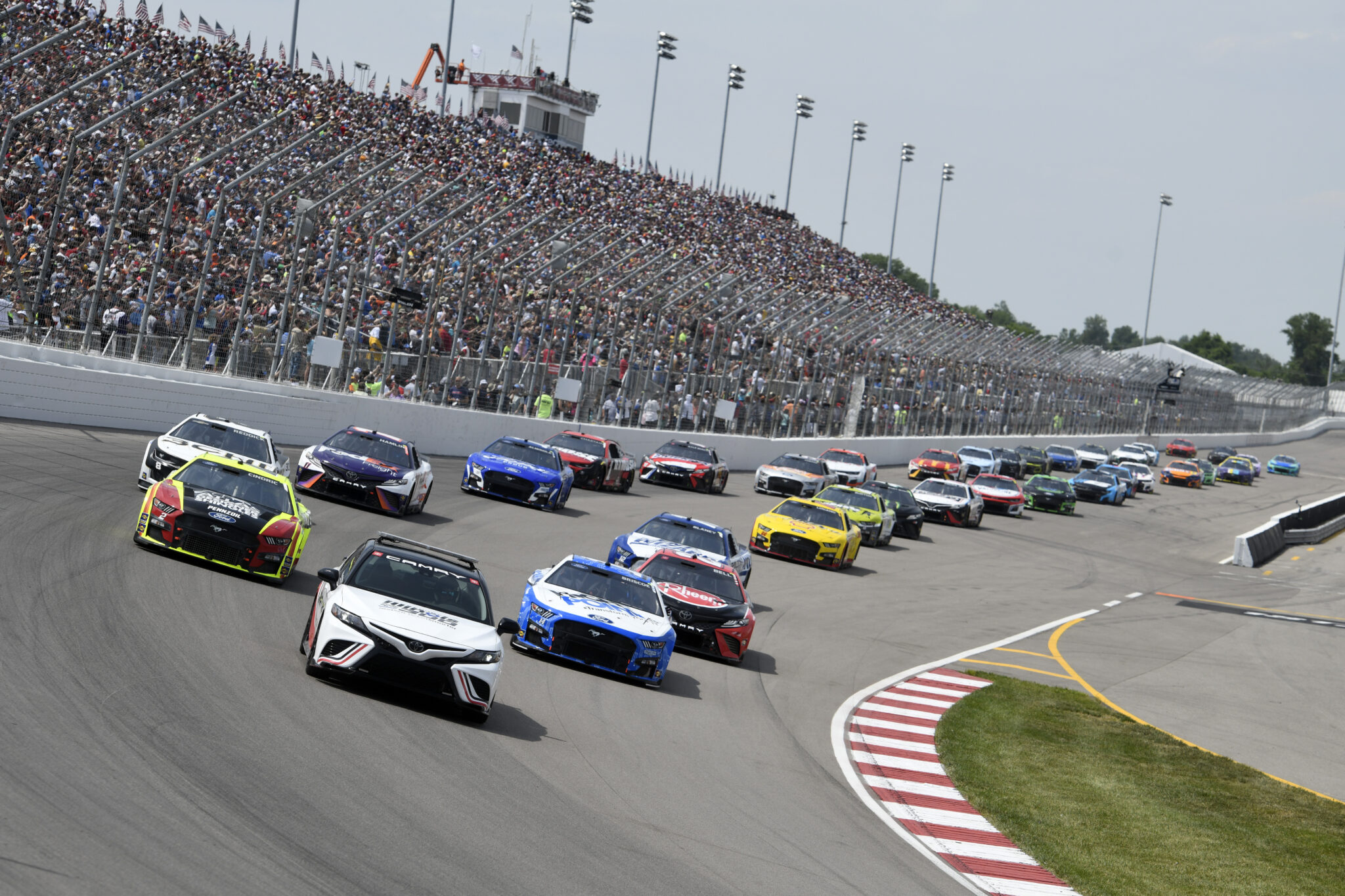 Metro is Your Best Ride to NASCAR for the Enjoy Illinois 300 | Metro ...